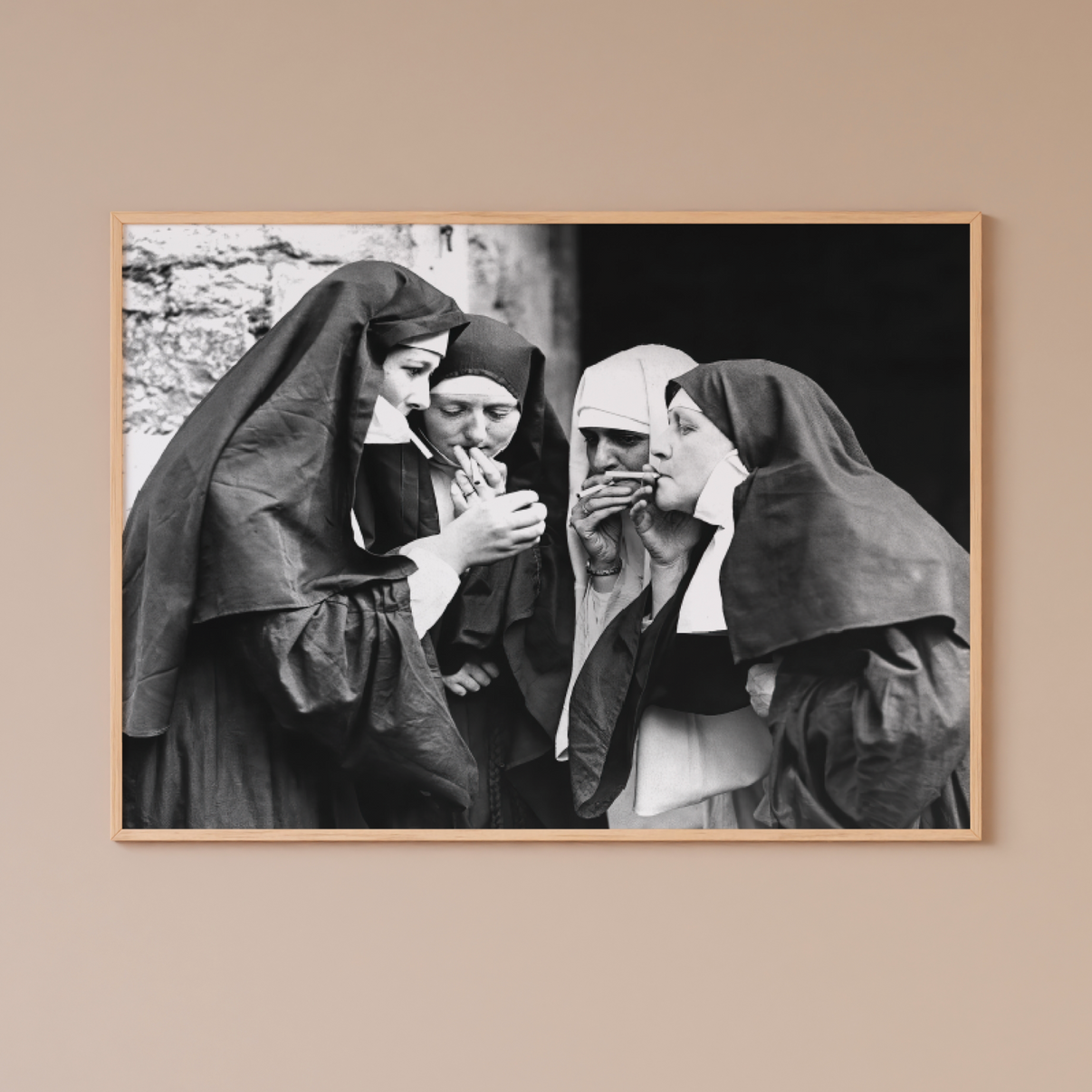 Nuns Smoking – Cool Prints
